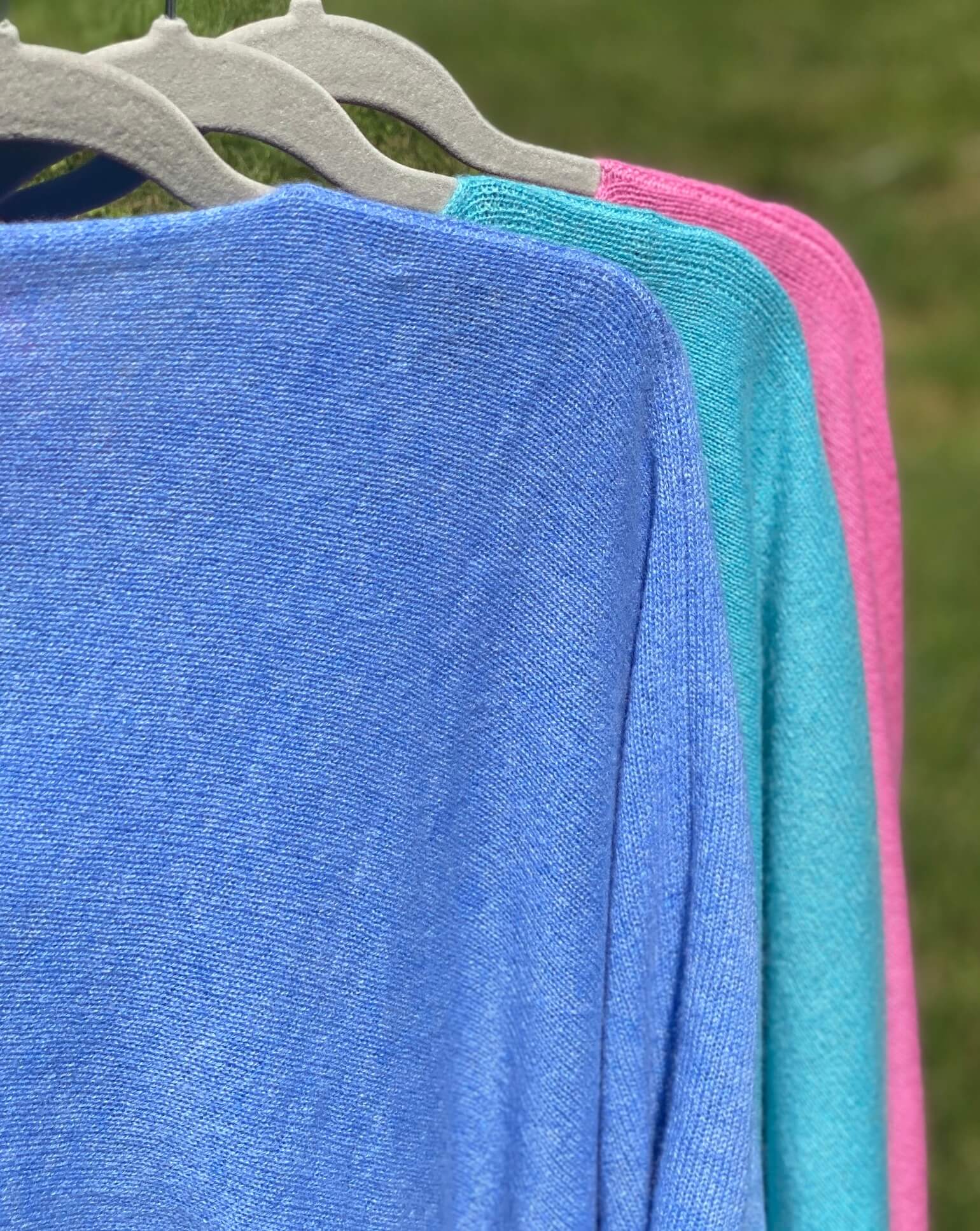 12 Season Color Analysis | Indigo Tones | Cool Summer Clothing