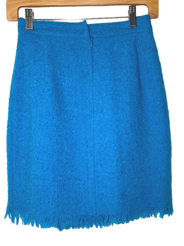 12 Season Color Analysis | Indigo Tones | Bright Winter Clothing